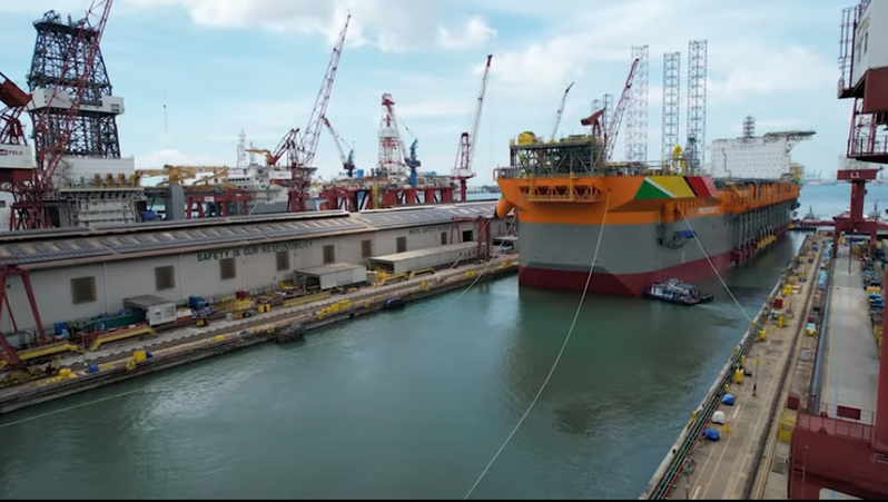 VIDEO: SBM Offshore's Prosperity FPSO Leaves Dry Dock in Singapore