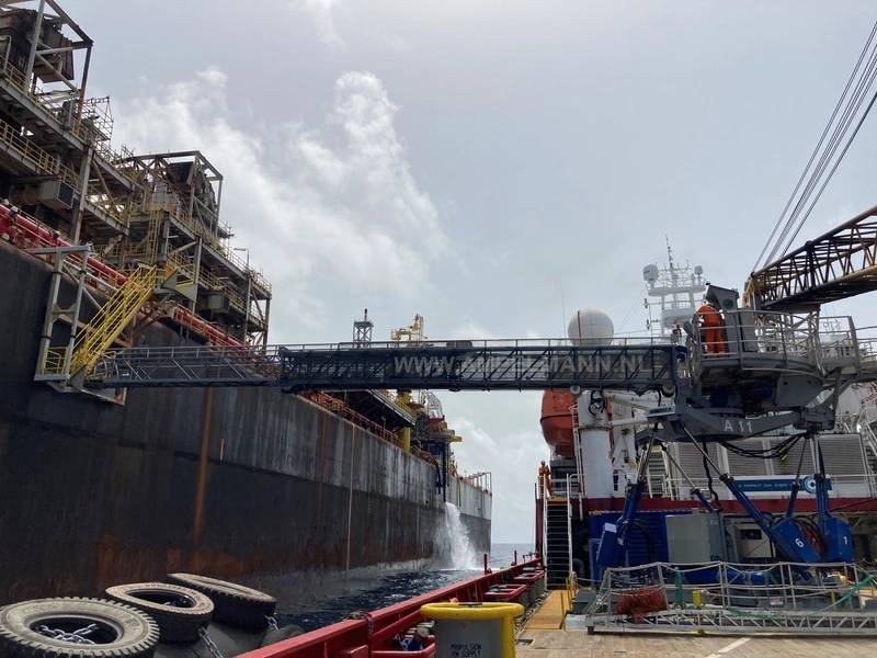 Ampelmann, MMA Offshore Team Up for FPSO Support in Ivory Coast