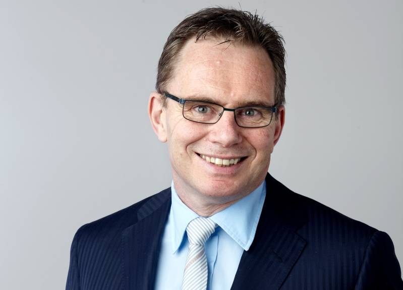 Ex-BHP Billiton CEO to Become Shell Chair