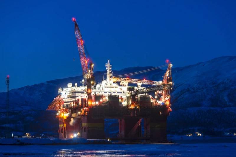 Vår Energi, Equinor Hire Floatel's Offshore Accommodation Rigs