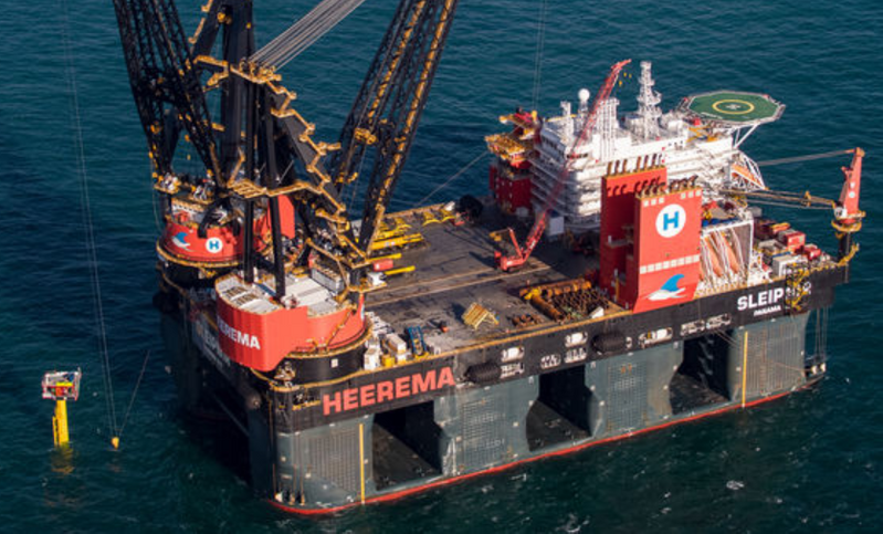 PHOTO: Heerema Installs P11-Unity Platform