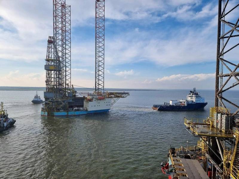 Noble Corp. Jack-up Rig Sets Off for Danish North Sea Field for Carbon ...