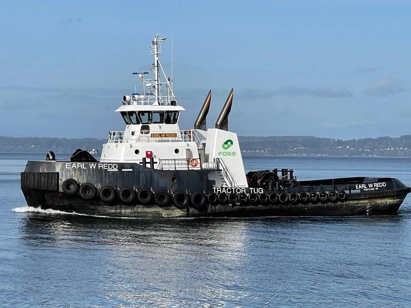 Foss Charters Vessel from Tug Construction