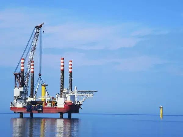 Eneti's Seajacks Lands New Jack-up Vessel Contract Eneti's Seajacks Lands New Jack-up Vessel Contract