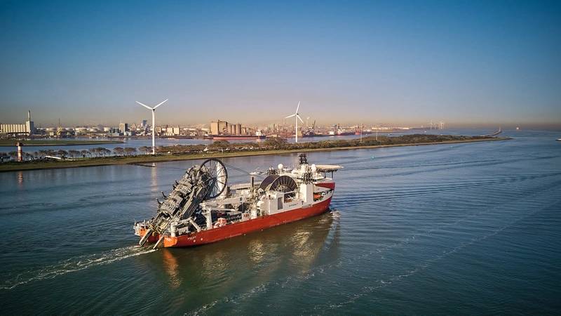 VIDEO: Subsea 7 Expands Fleet with Newbuild Reel-lay Vessel Skandi Vega VIDEO: Subsea 7 Expands Fleet with Newbuild Reel-lay Vessel Skandi Vega
