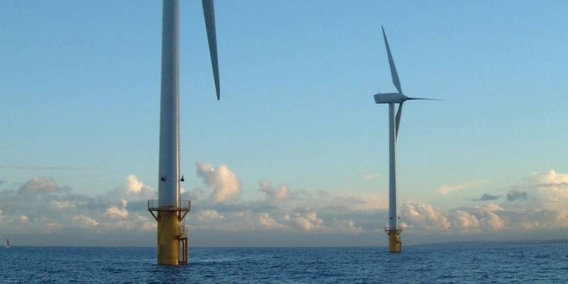 UK's First Offshore Wind Farm Decommissioned