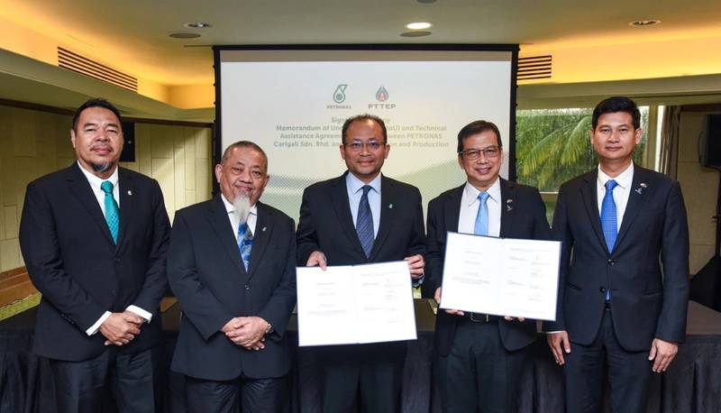 Petronas and PTTEP Sign Deals for Oil and Gas Ops Offshore Malaysia
