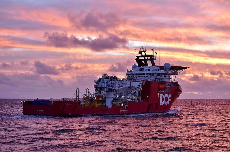 New Contracts for DOF in Australia