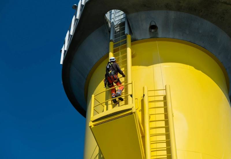 Specialist Marine Consultants Nets Sofia Offshore Wind Farm Work