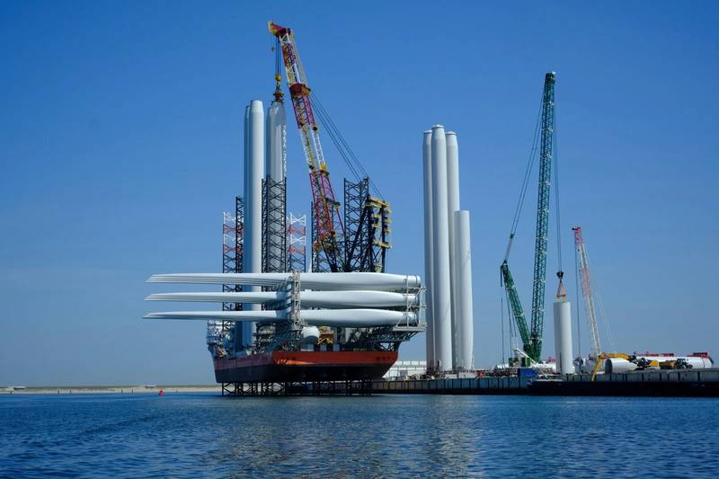 RWE Joins Forces with Spanish Port to Create Floating Wind Hub